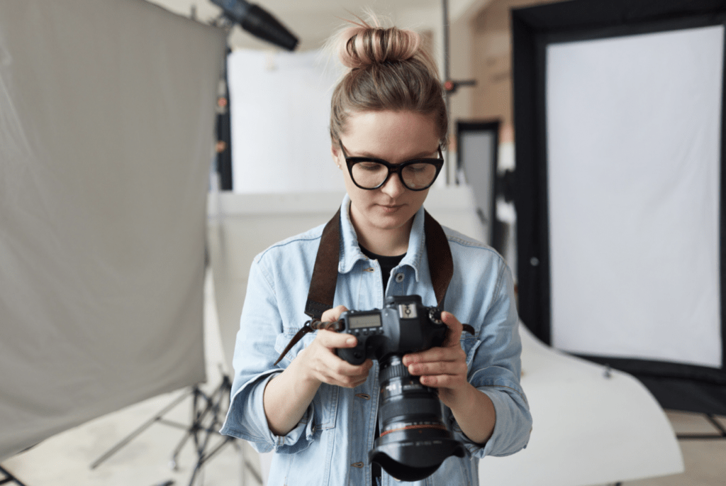 How to Become a Professional Photographer | PartyWizz Blog